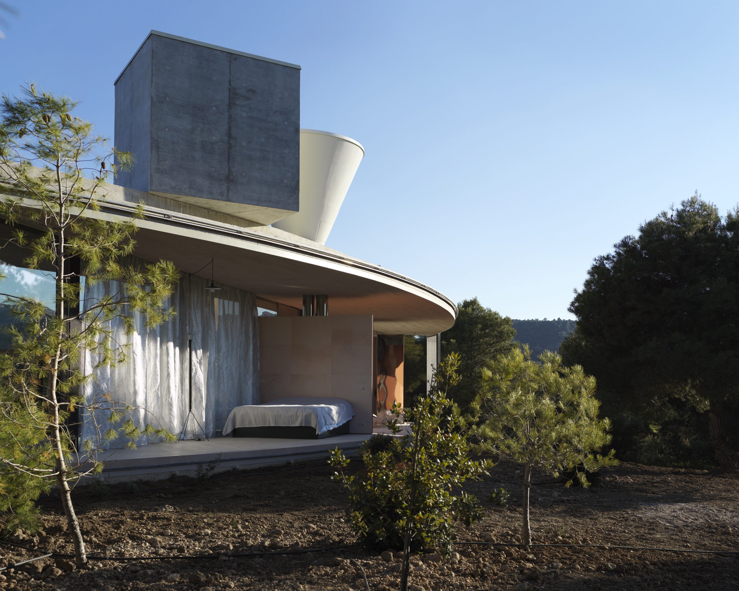 Solo Office KGDVS · Solo Houses • The Sibarist